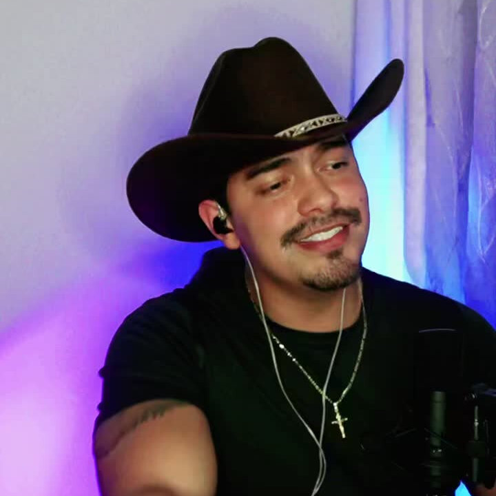 Jose Luis Quintero’s Music VIP (@quinterosmusicvip) is LIVE - TikTok LIVE