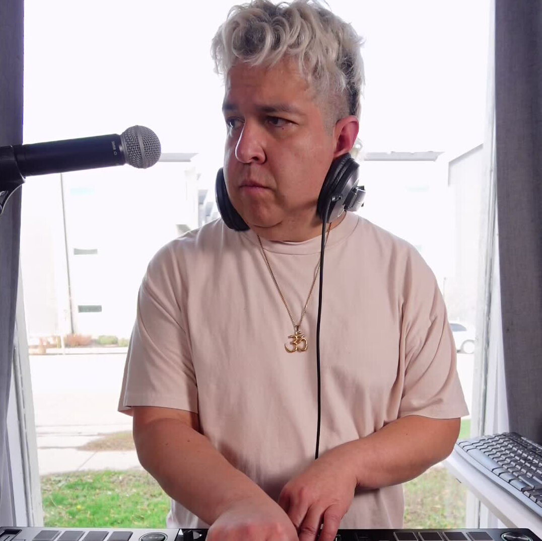 The Disco Papi (@thediscopapi) is LIVE - TikTok LIVE