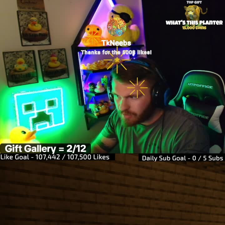 Squishy 🦆 (@squishygaming3) is LIVE - TikTok LIVE
