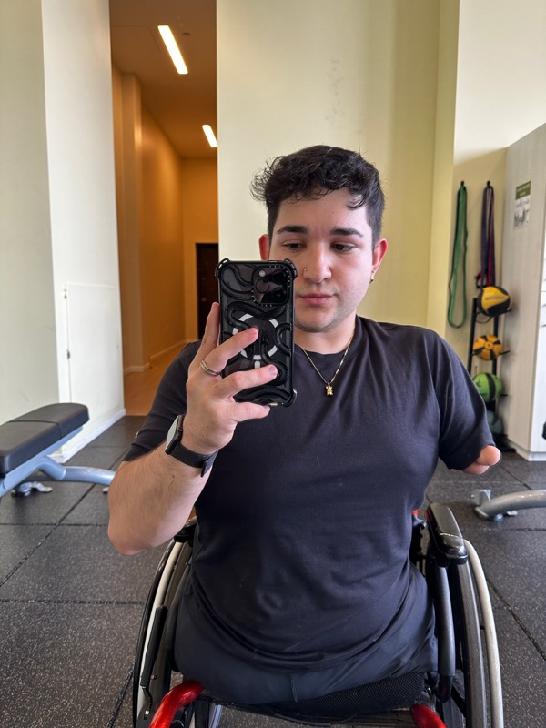 One Limb Tim (@onelimbtim) is LIVE - TikTok LIVE