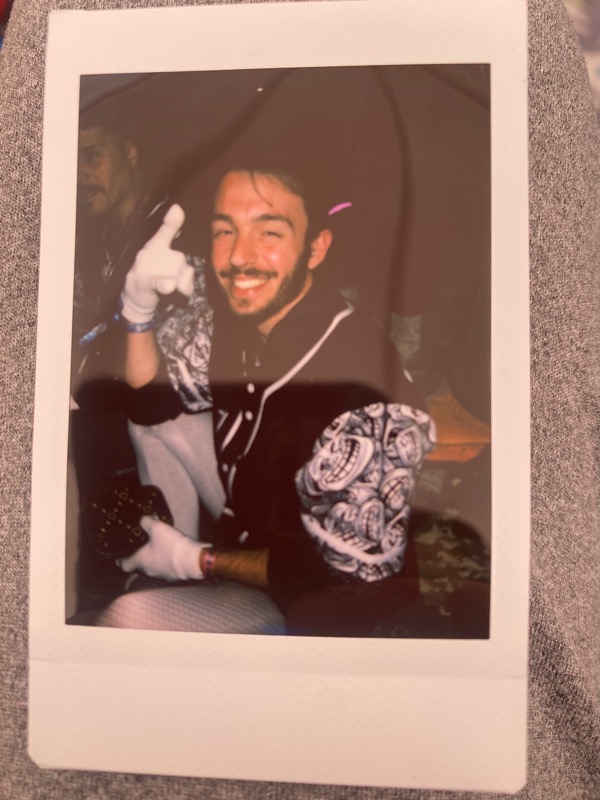 Danny Thibodeau (@phantomgloving) is LIVE - TikTok LIVE