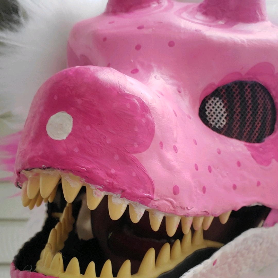 Cake_Creations (Fursuit maker) (@cake.the.vampire.bat) is LIVE - TikTok ...