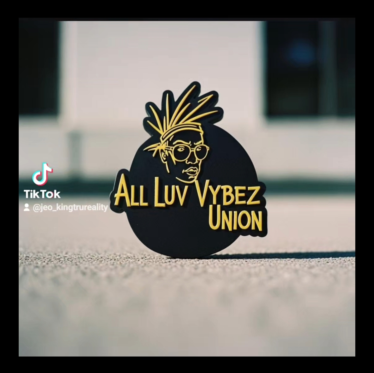 King'Tru Re'Ality (@jeo_kingtrureality) is LIVE - TikTok LIVE