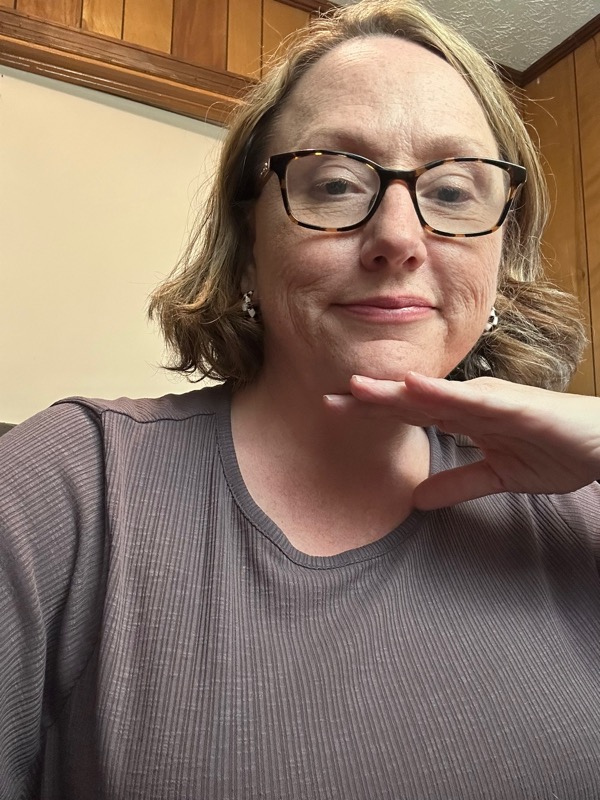 🚌📓Mrs.C_Teaching_Middles💰 (@libby_c_01) is LIVE - TikTok LIVE