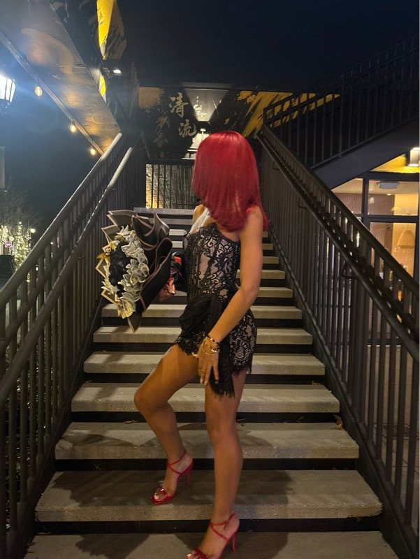 Dat one pretty Luh red head 😘 (@iluvneliii) is LIVE - TikTok LIVE