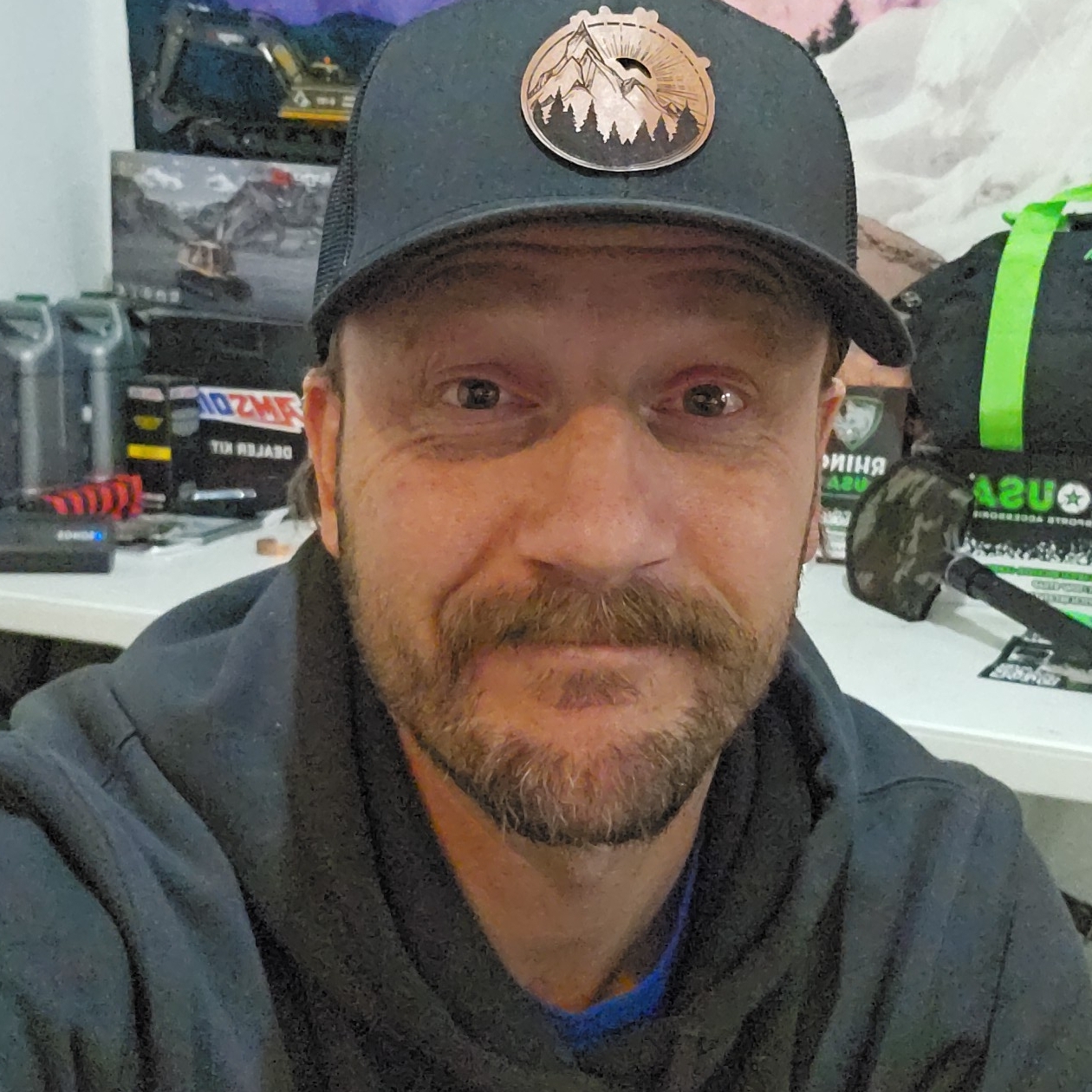Austin Jacobs (@austinlanejacobs) is LIVE - TikTok LIVE