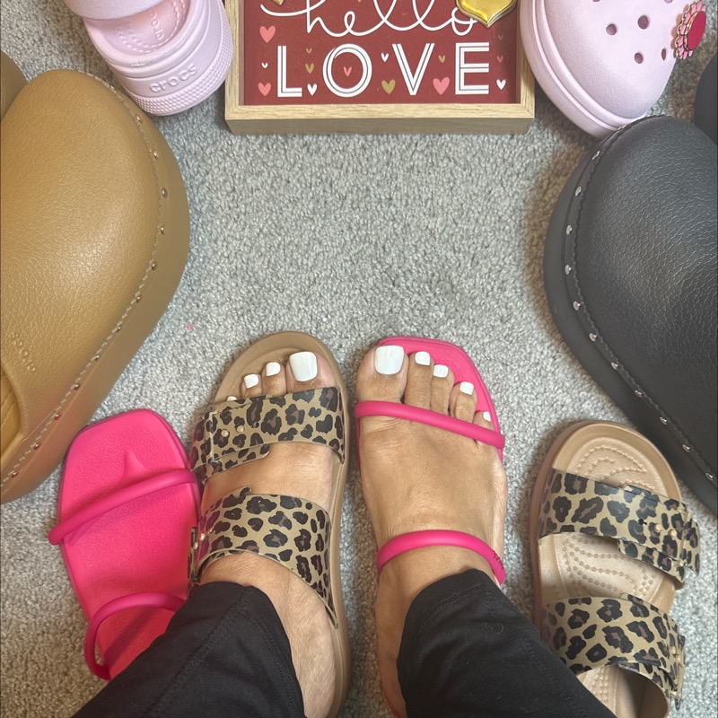 Josie Rodriguez | TTS🛍️ UGC📸 (@jsrodriguez919) is LIVE - TikTok LIVE