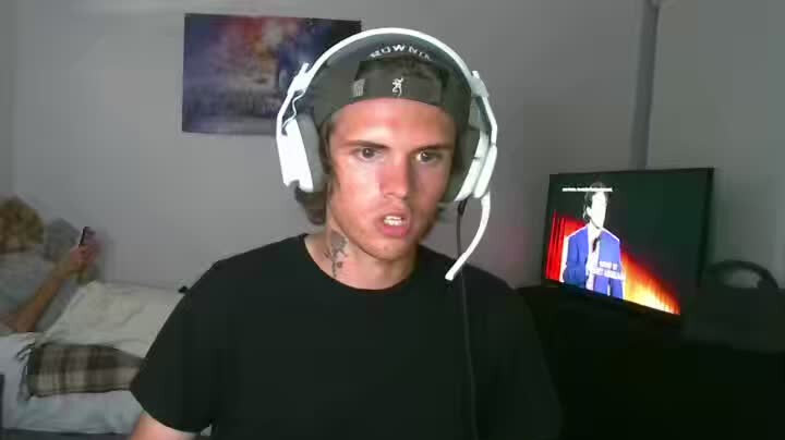 Lars Born (@thelarsborn) is LIVE | TikTok