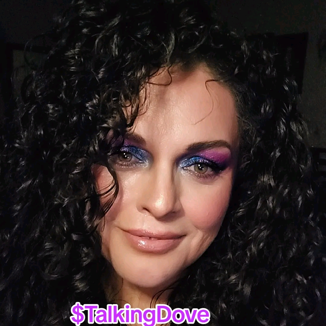 Talking Dove ™️ (@talkingdove) is LIVE - TikTok LIVE